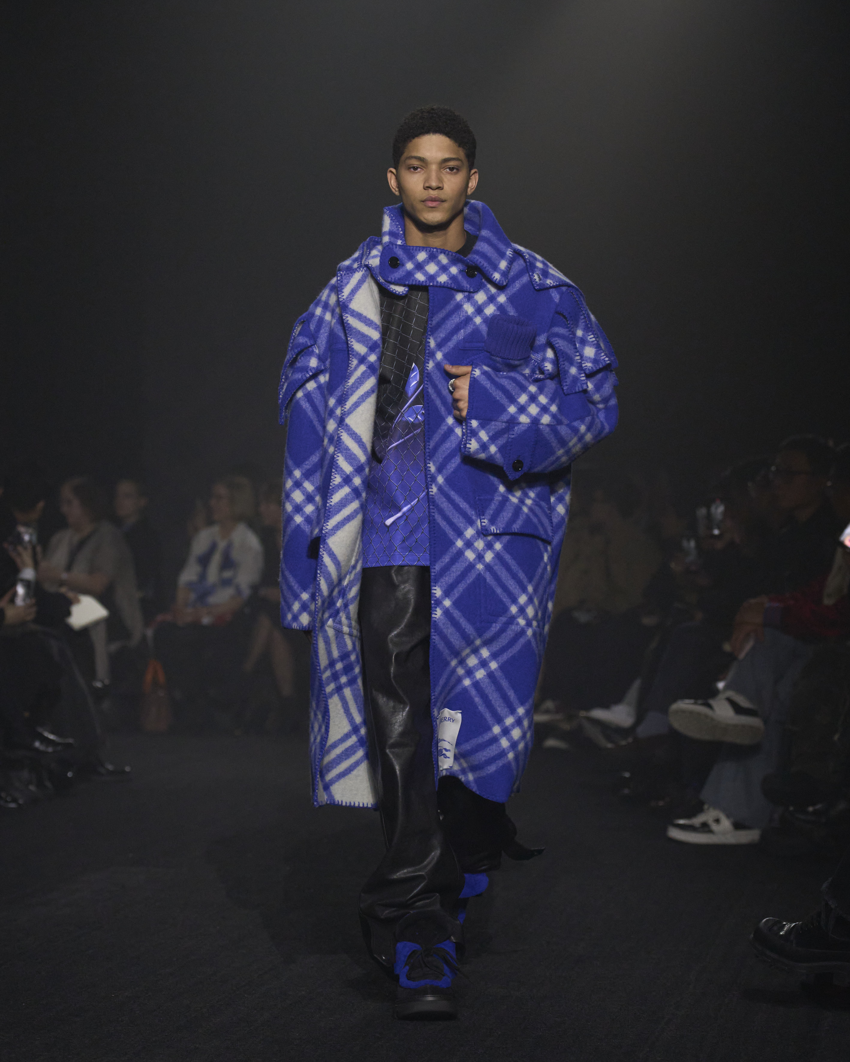 Daniel Lee's Debut Brings Burberry Home | Fashion | SPHERE Magazine