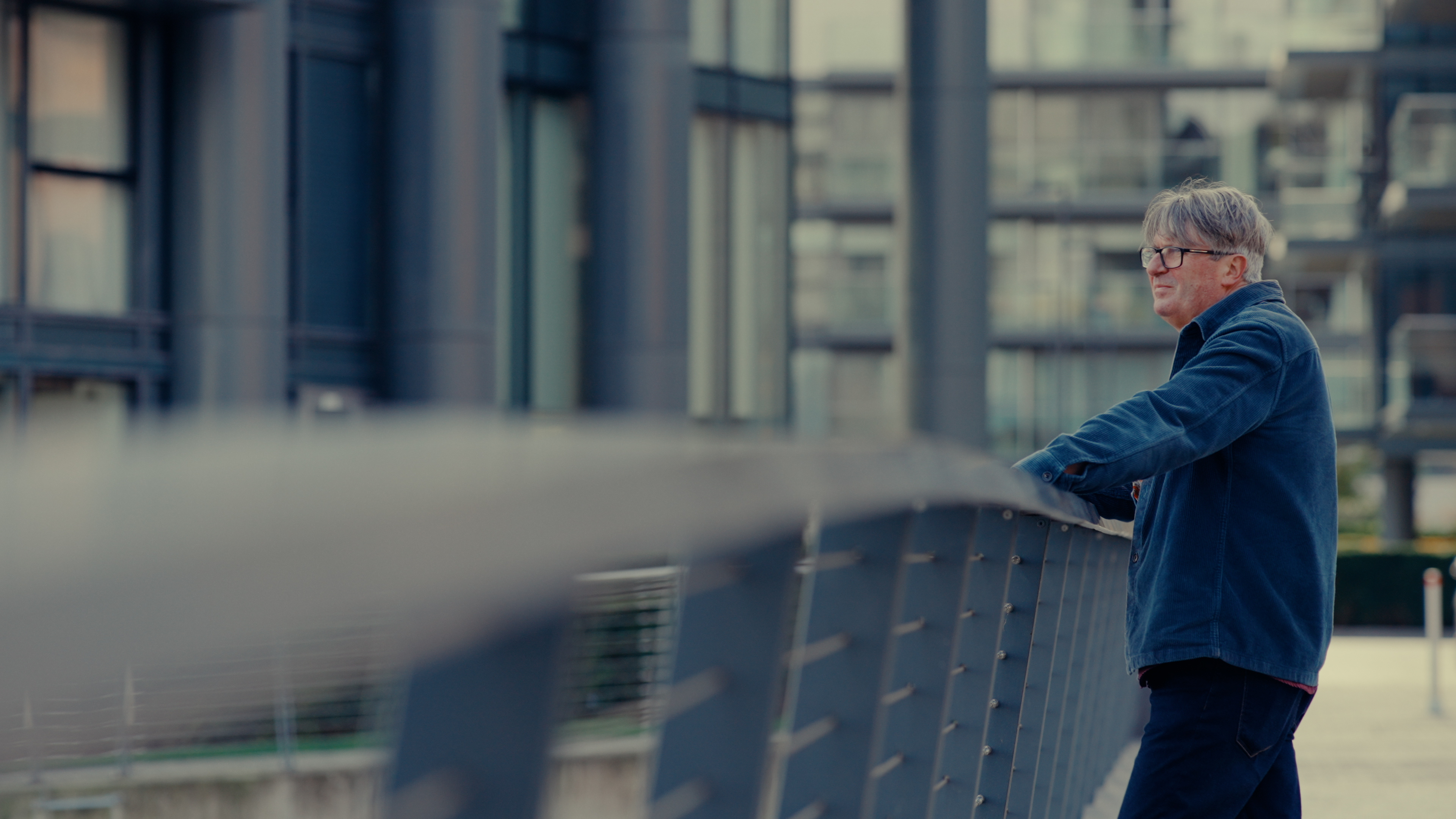 Simon Armitage's Ode to the Chelsea Waterfront | Culture | SPHERE Magazine